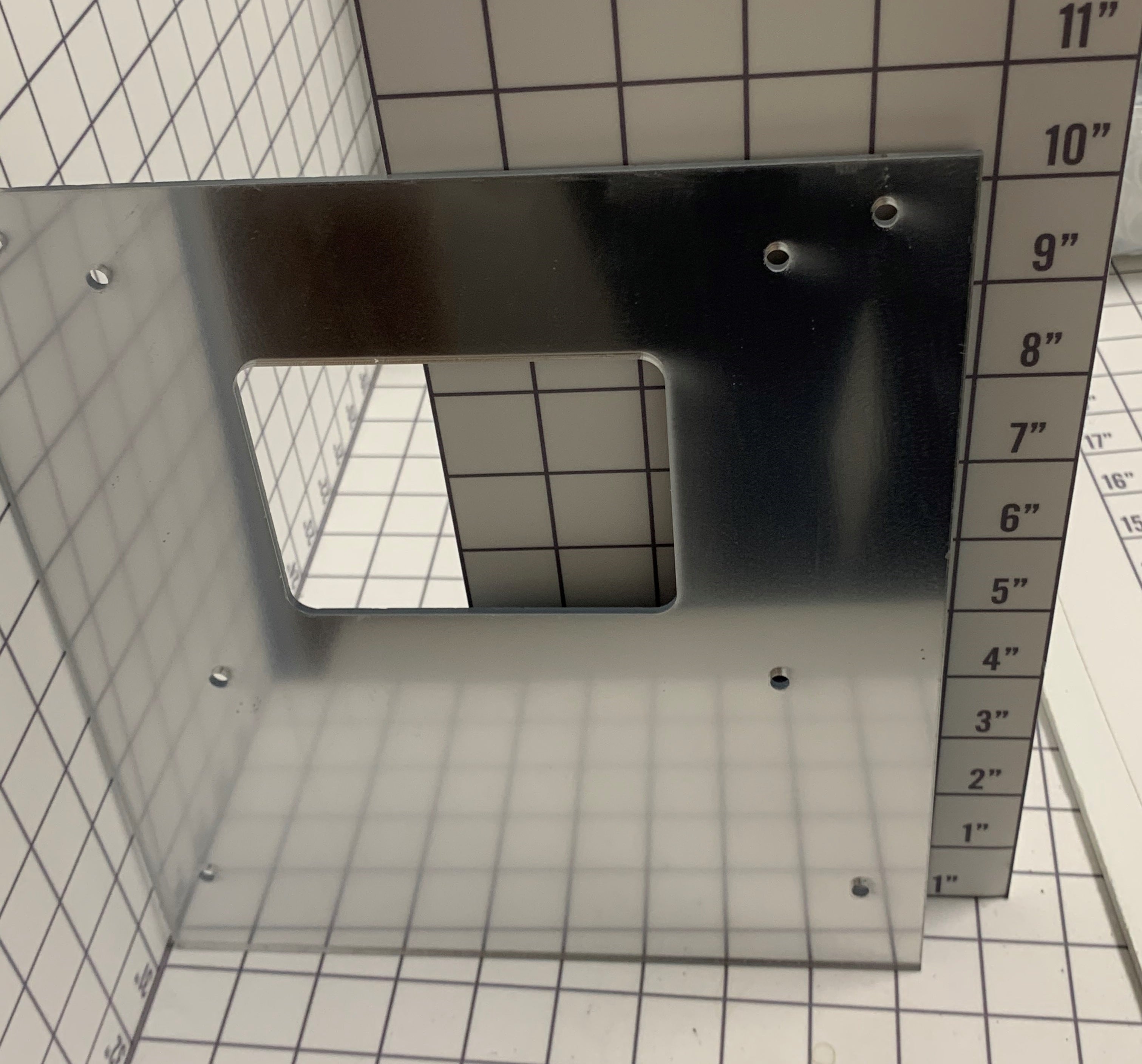CHUTE BOTTOM FRONT (MIRRORED) [GG3148] – ICE Parts Store