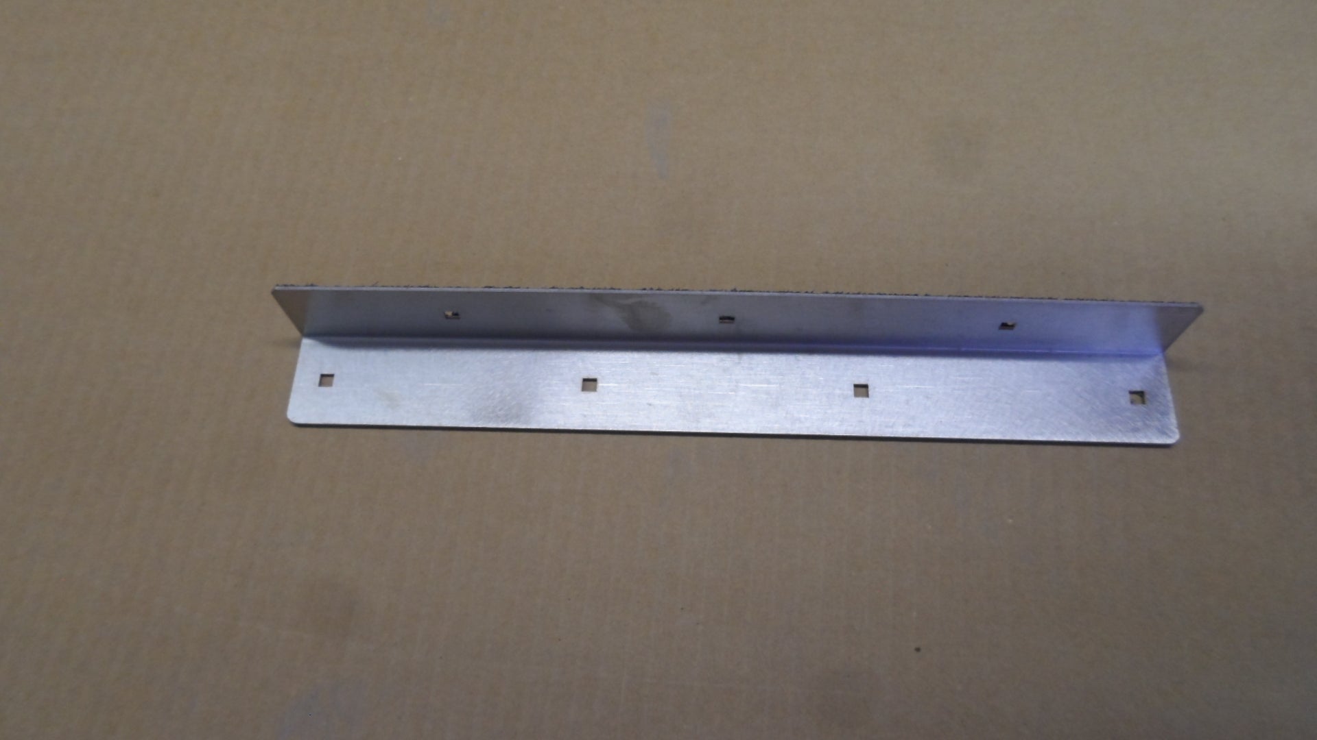 PRIZE CHUTE CONNECTOR [CX1522] – ICE Parts Store