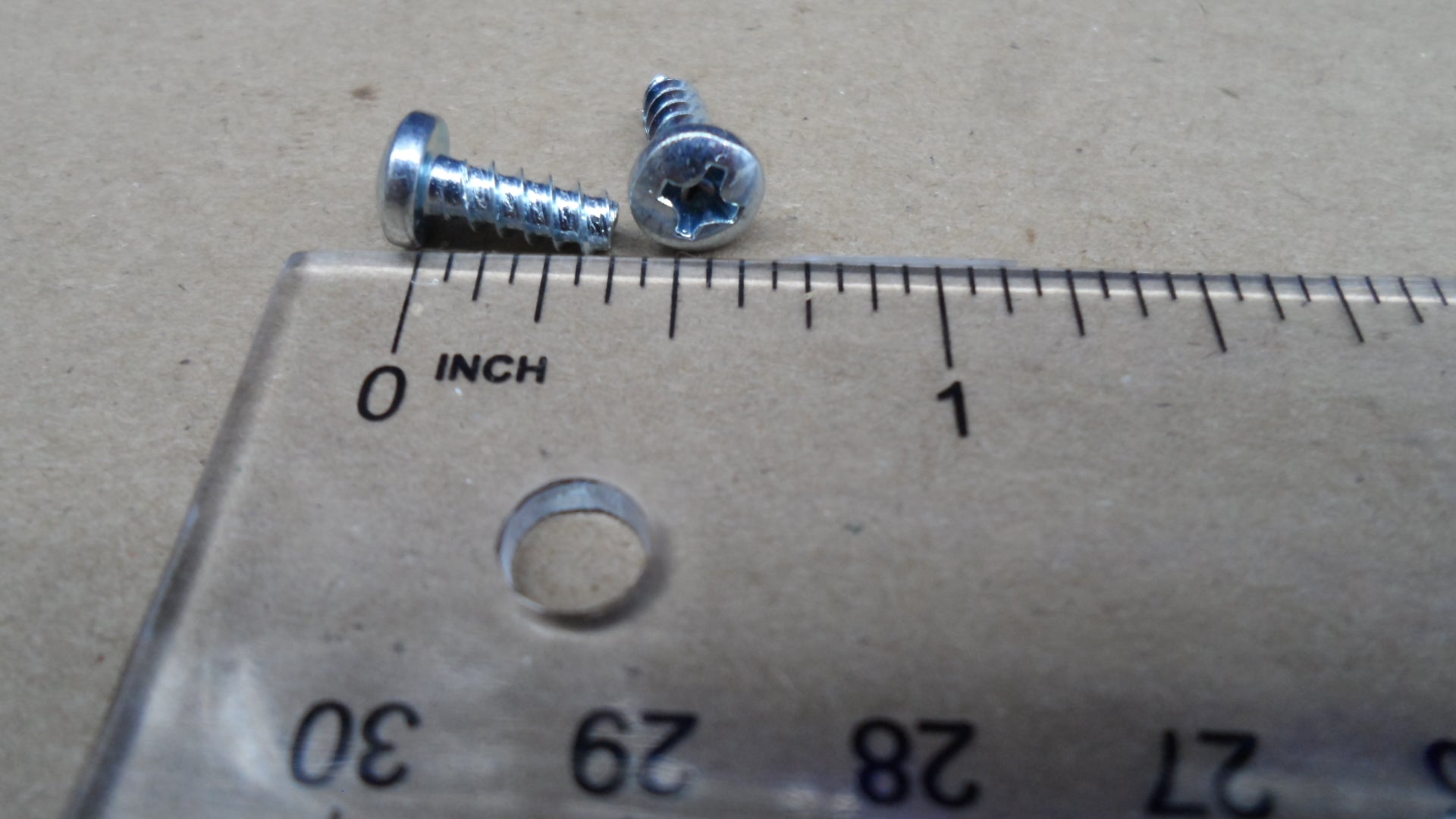SCREW 6-19 X 3/8 PPHMS (BEZEL SCREW) [AA6033] – ICE Parts Store